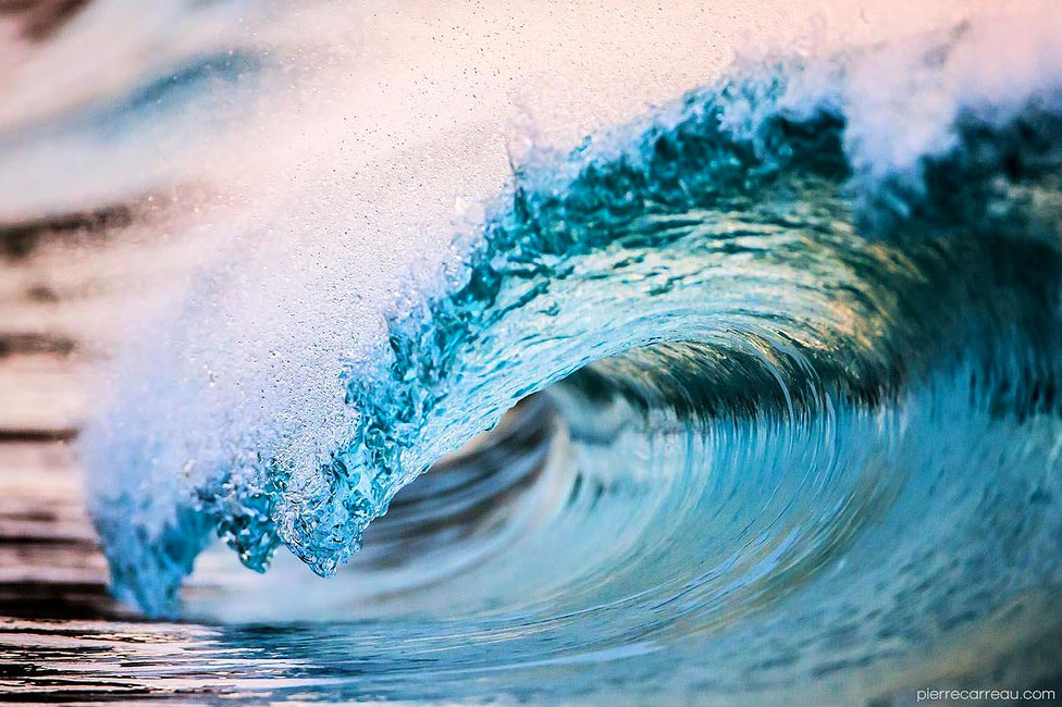 Amazing wave photography by Pierre Carreau