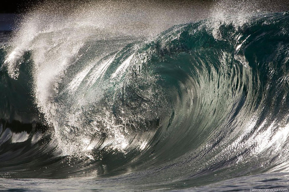 Amazing wave photography by Pierre Carreau